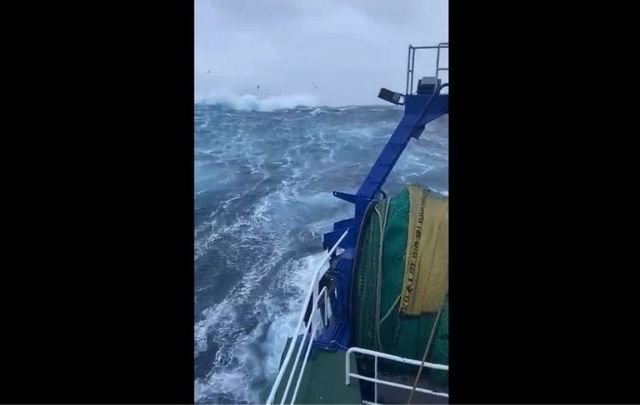 Colossal waves off Irish coast captured during Storm Aiden