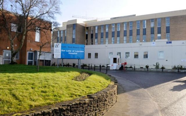 Stirring video as Irish COVID-19 patient discharged from ICU