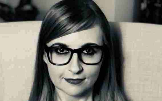 In praise of Helen Cullen's new novel "The Dazzling Truth"