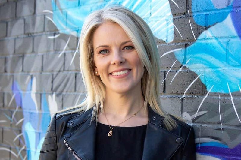Private Loves: Sarah Crossan's "Here Is the Beehive" dazzles