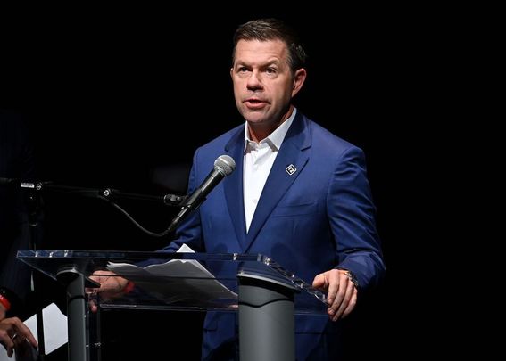 Who is trying to take down Declan Kelly, Teneo? | IrishCentral.com