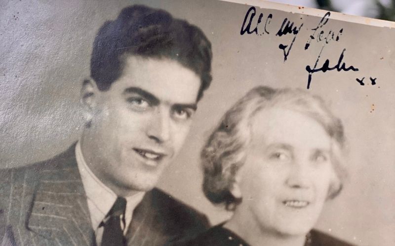 Irish American woman reveals how Irish pub owner saved father's life