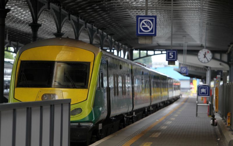 Irish Rail worker claims he is paid €121k to "do nothing"