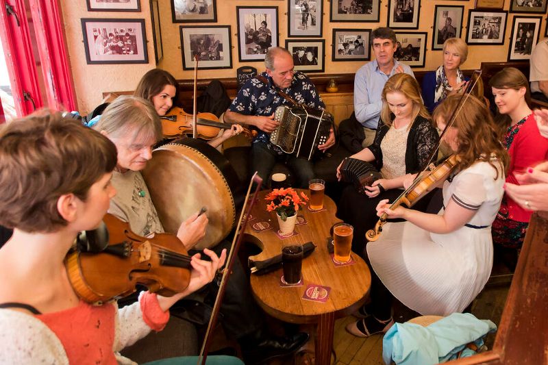 Irish folk song "The Rattlin' Bog"