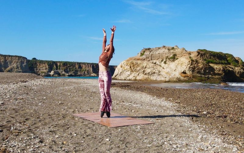 Hannah Redlich Irish dances to Hozier's "De Selby (Part 1)"