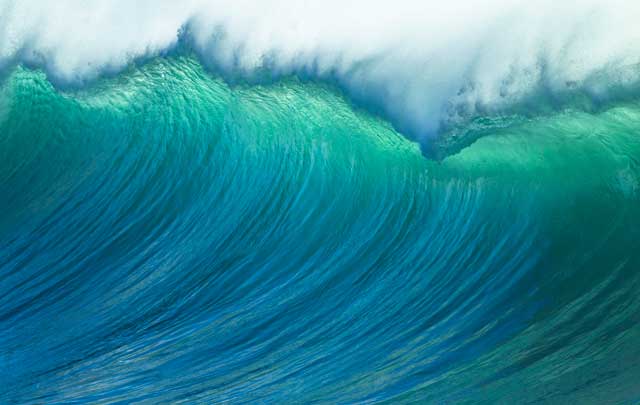 Amazing record-high 62-foot wave recorded off Irish coast ...