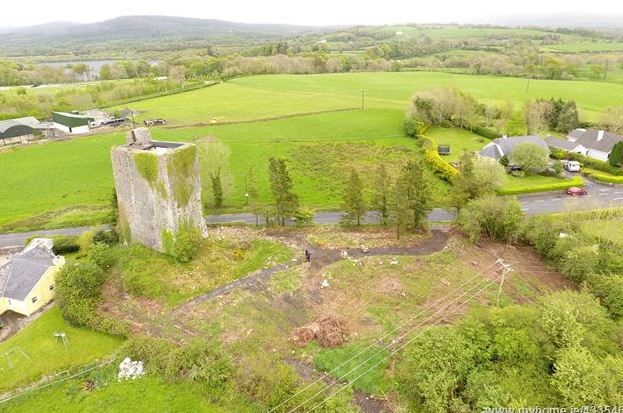 This real 400-year-old Irish castle could be yours for $99k ...