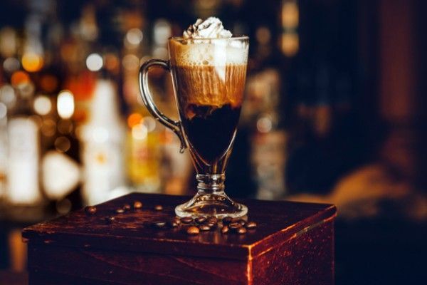 Irish coffee recipe used in NYC's best cocktail bar | IrishCentral.com