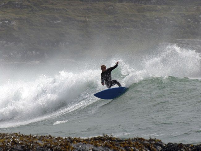 Wild Atlantic Way’s top surfing vacation spots (PHOTOS) | IrishCentral.com