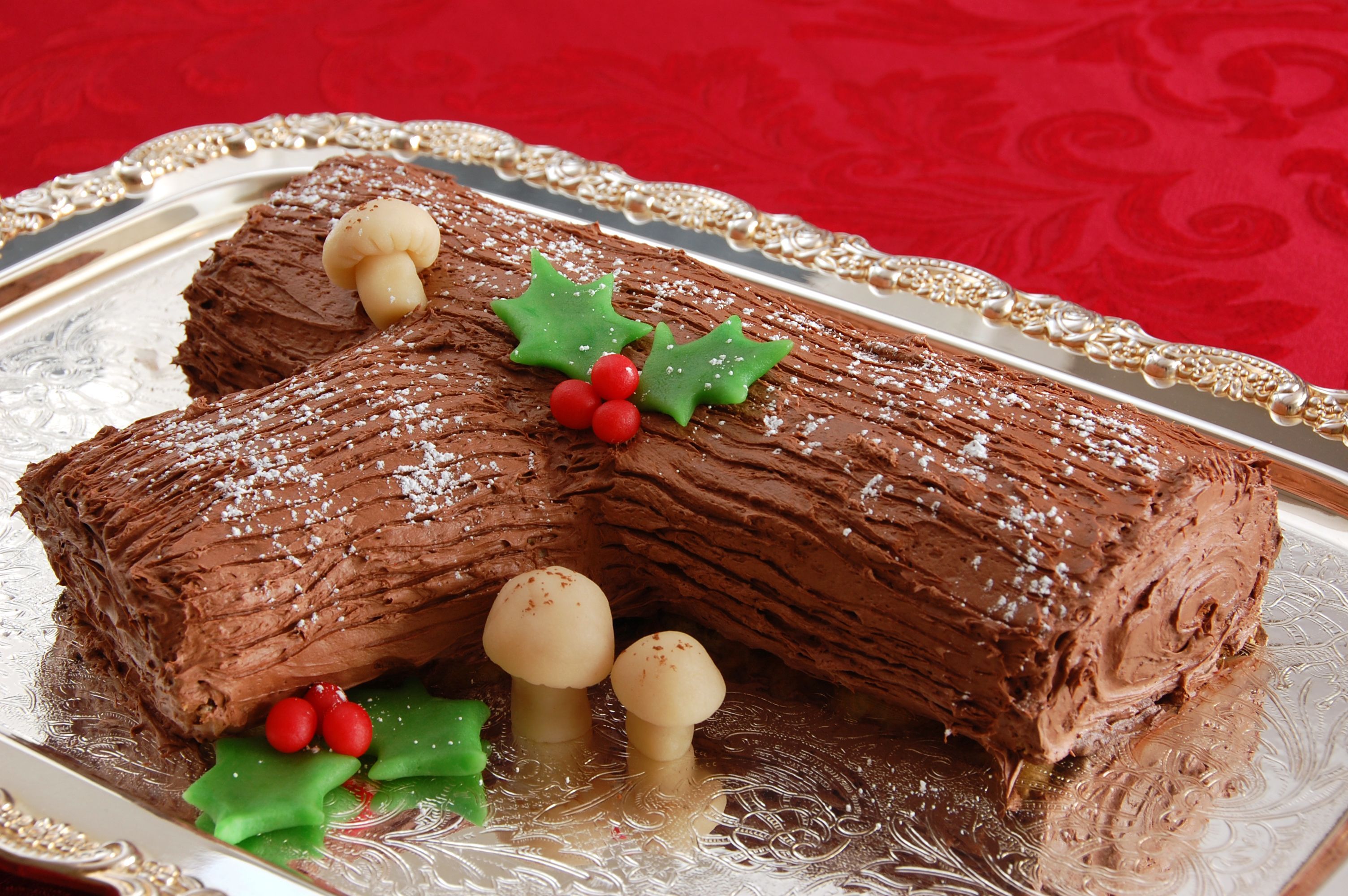 French Yule Log Tradition