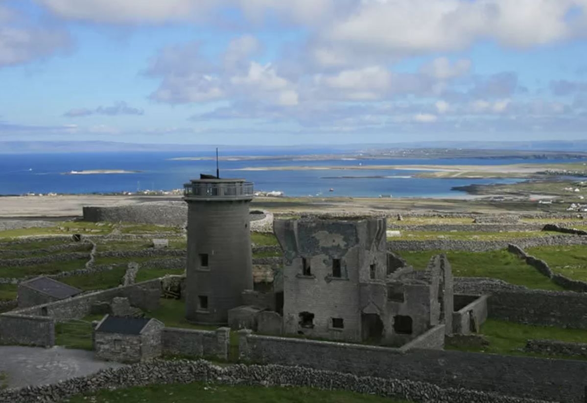 Dream-like lighthouse for sale on Galway’s Aran Islands