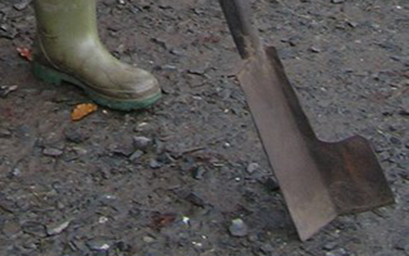 An open fire in Ireland - what is Irish turf?